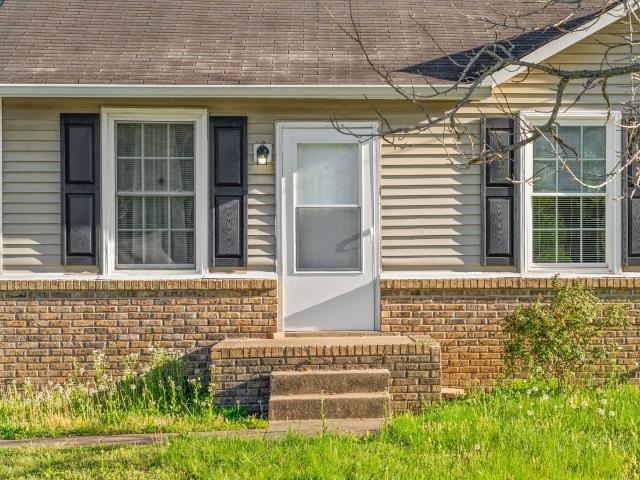 352 Woodale Dr