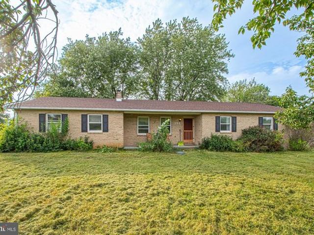 352 Woodchuck Ln, Winchester, VA 22602