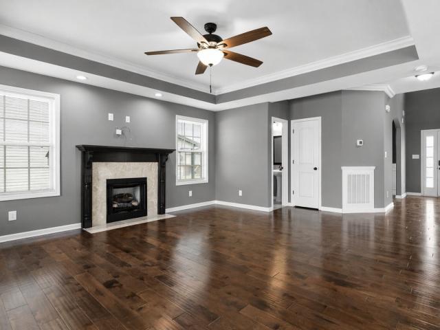 352 Winter Terrace Ln