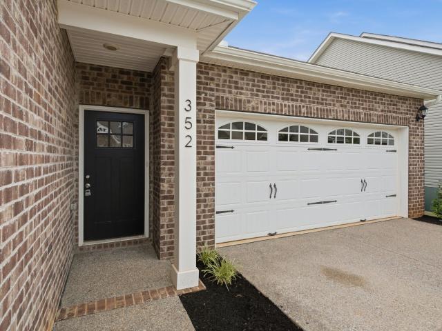 352 Telavera Dr