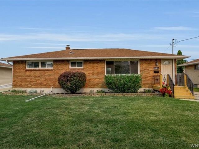 352 Two Mile Creek Rd, Tonawanda, NY 14150