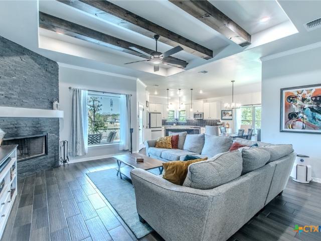 3534 Leaning Tree Cove