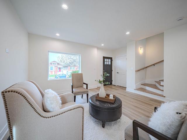 3535 N Osceola Avenue