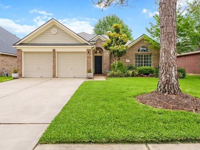 3535 Chesapeake Ct, Pearland, TX 77584