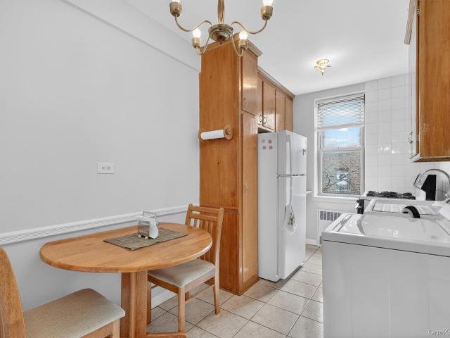 3535 Kings College Place 5H