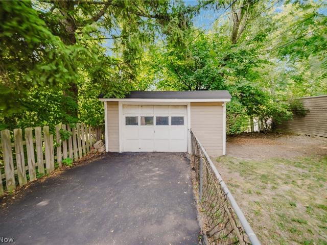 3537 E Scarborough Road