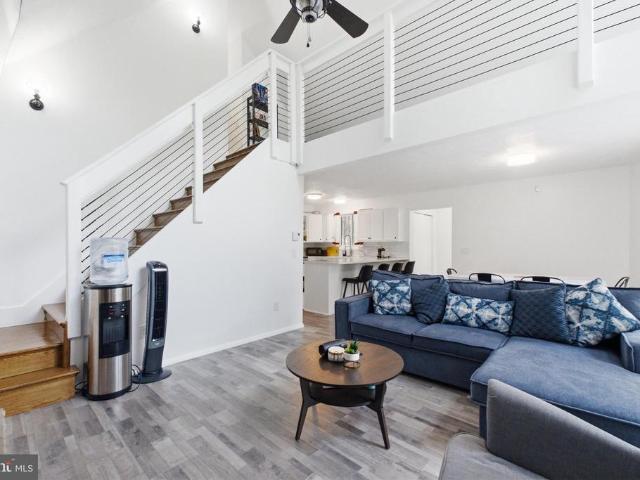 3537 Peak Drive