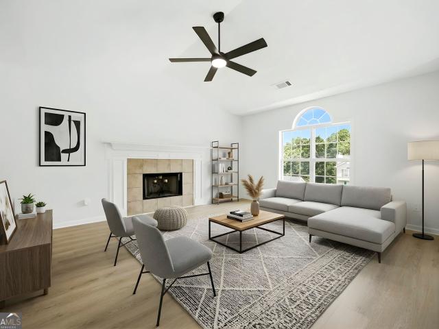 3537 Southchase Drive