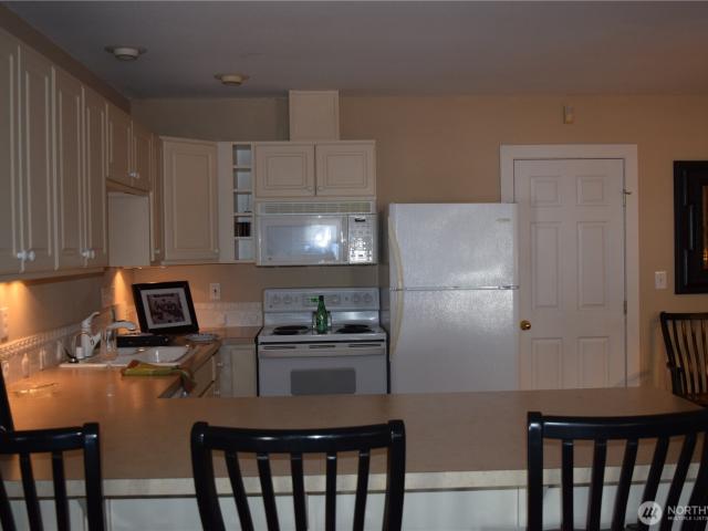 3538 Beach Dr E, Port Orchard, WA 98366 | MLS #2441