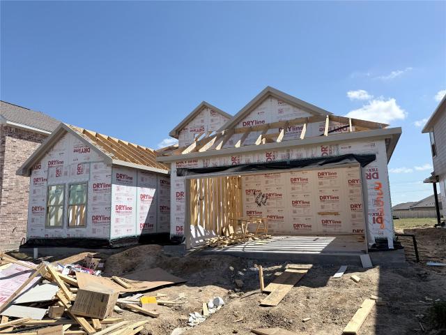 3538 Cardinal Pointe Dr, Angleton, TX 77515 | MLS #97648