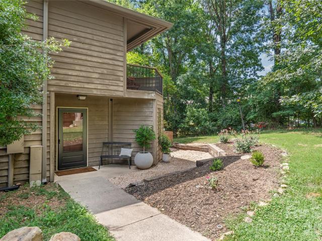 3538 Colony Crossing Drive