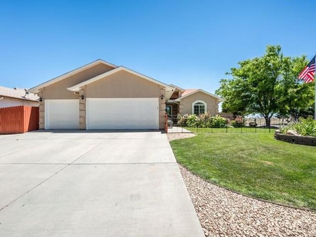 3538 Raccoon Ln, Pueblo, CO 81005
