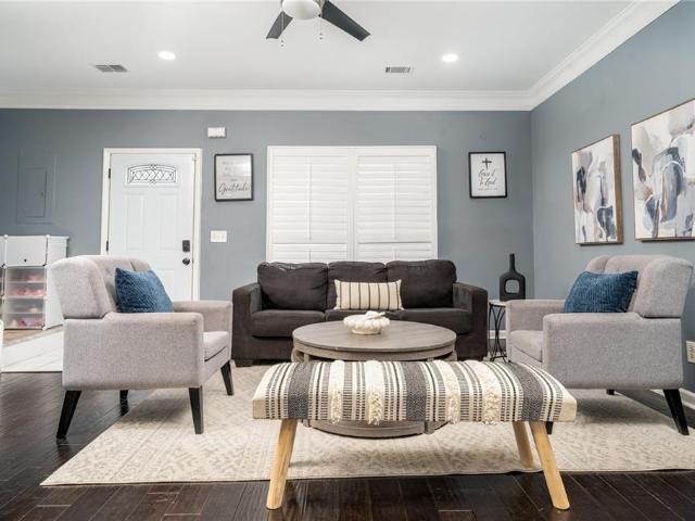 3539 Mount Vernon Circle