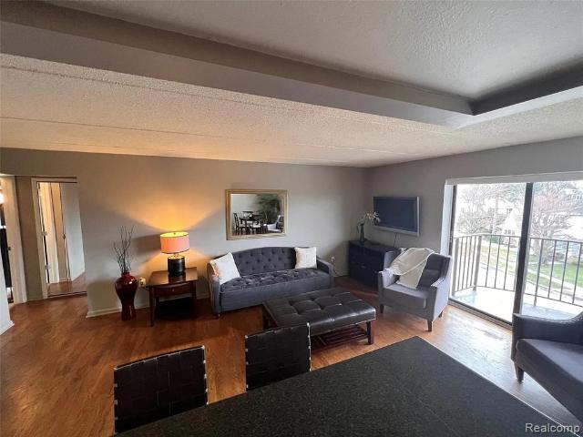 35300 Woodward Avenue # 405