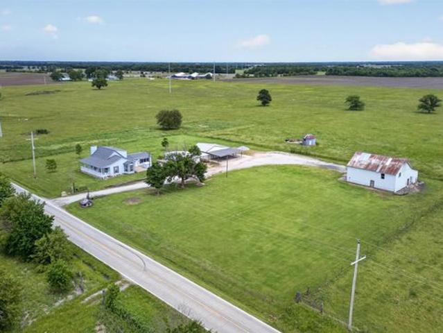 35300 Hwy, Green Ridge, MO 65332