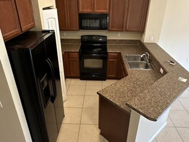 3530 NW 29th Ct Unit 0, Lauderdale Lakes, FL 33311