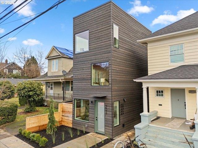 3530 N Borthwick Ave, Portland, OR 97227