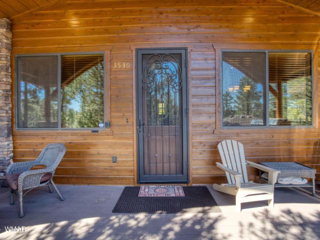 3530 Black Oak Loop