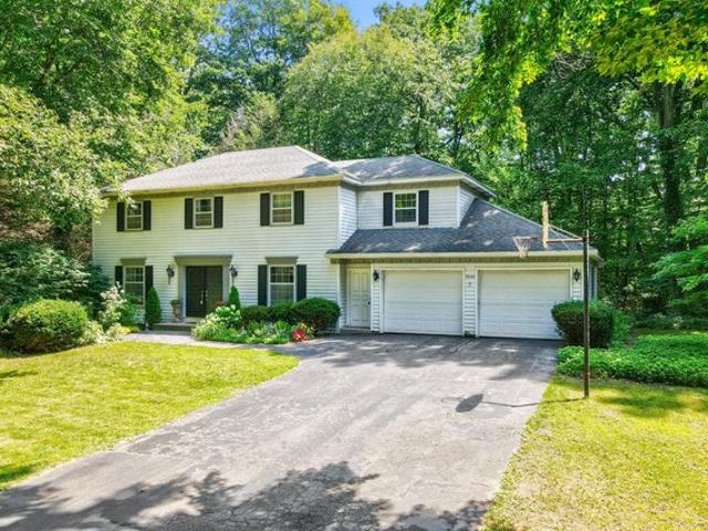 3530 Elderwood Ave, Holland, MI 49424