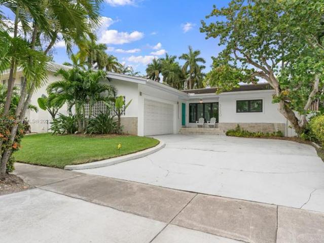 3530 Fairview St E, Miami, FL 33133