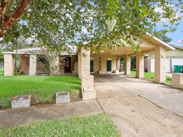3530 Ripplebrook Dr, Houston, TX 77045