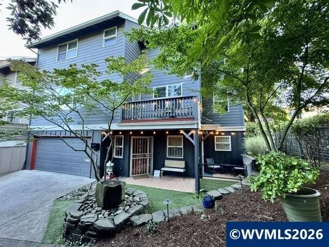 3530 S Corbett Ave, Portland, OR 97239