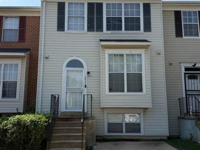 3530 Wood Creek Dr, Suitland, MD 20746