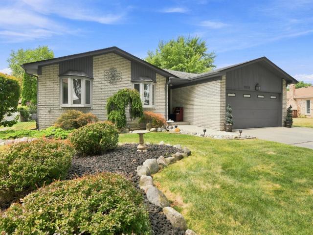 35319 Maureen Drive