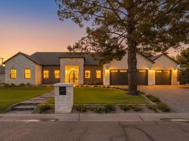 3531 N 34th St, Phoenix, AZ 85018