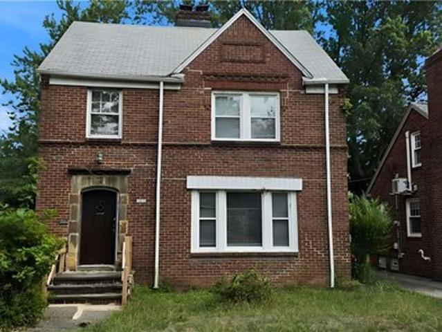 3531 Bainbridge Rd, Cleveland Heights, OH 44118