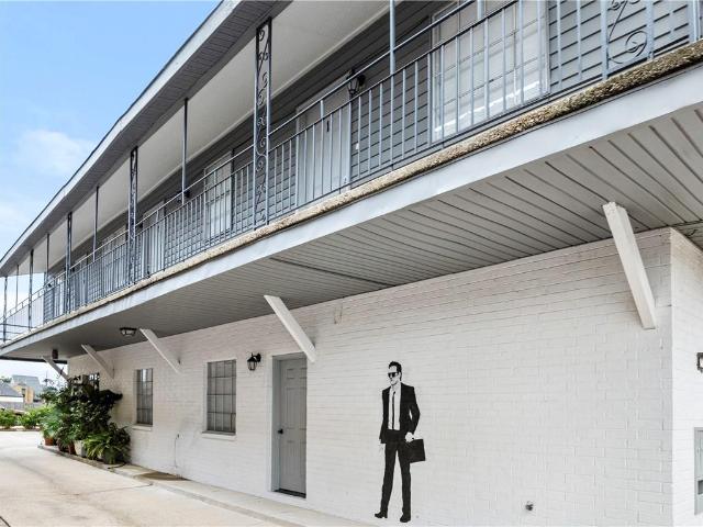 3531 Ridgelake Dr, Unit 1, Metairie, LA 70002 | Compass