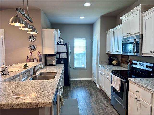 3531 Summerway Dr, College Station, TX 77845 | MLS #26003 | Compass