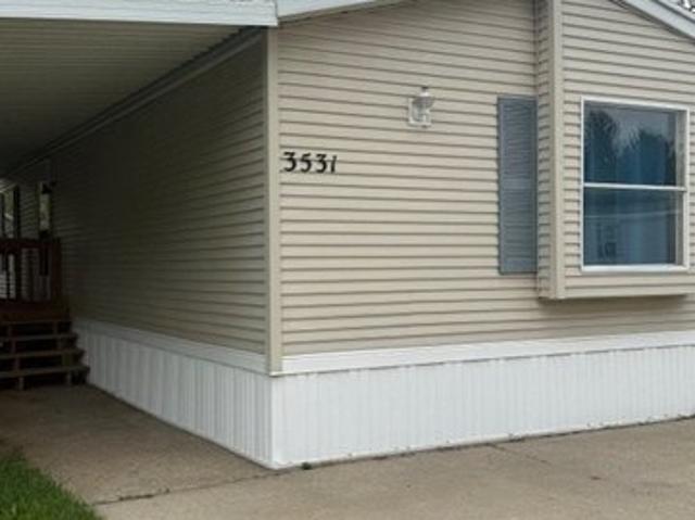 3531 Windsor Woods Dr, Wayland, MI 49348