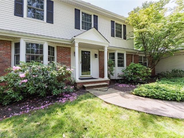35320 Chagrin Boulevard
