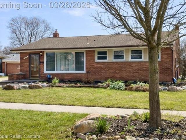 35327 W Chicago St, Livonia, MI 48150