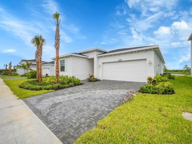 3532 Angler Dr, Fort Pierce, FL 34946 | MLS #R11105