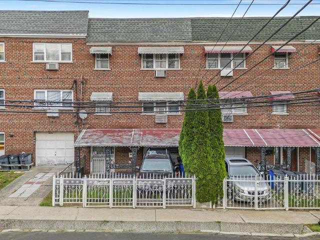 3532 Ely Avenue | Compass