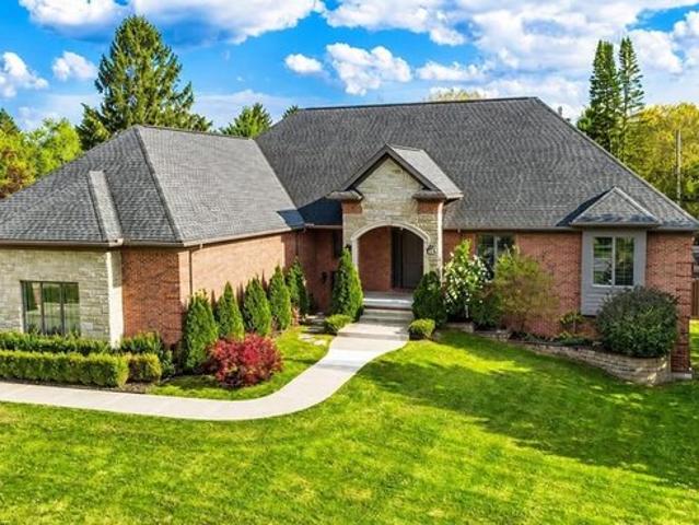 35339 W 13 Mile Rd, Farmington Hills, MI 48331