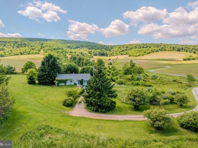 35339 Appalachian Trail Rd, Round Hill, VA 20141
