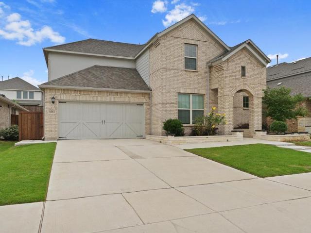 3533 Hyacinth Way