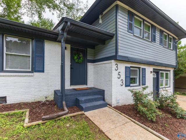 353 College Park Court NW