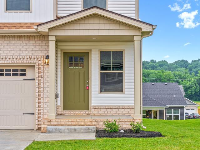 353 Cardinal Creek