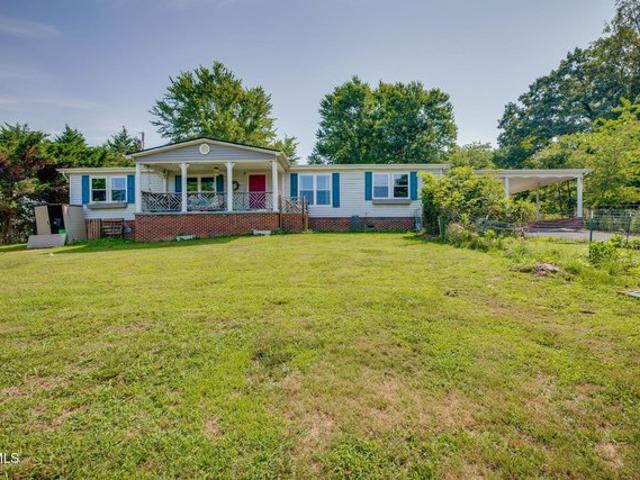 353 Center Dr, Blountville, TN 37617