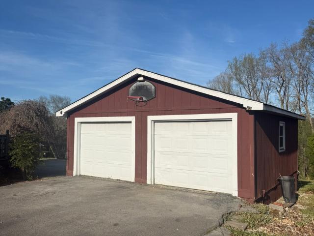 353 Golf Club Rd
