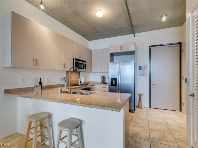 353 E Bonneville Ave, Unit 343, Las Vegas, NV 89101 | MLS #2789