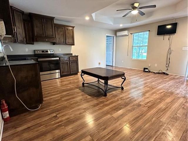 353 E Denny Drive