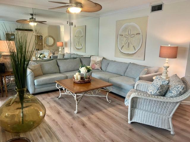353 Highway 1, 1 bed, 2 full baths