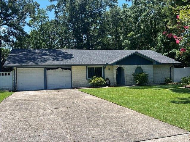 353 Huntington Dr, Slidell, LA 70458