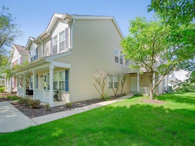 353 Ogden Falls Blvd Unit 353, Oswego, IL 60543