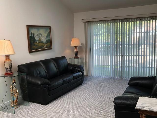 353 Le Parc Cir 353, Buffalo Grove, IL